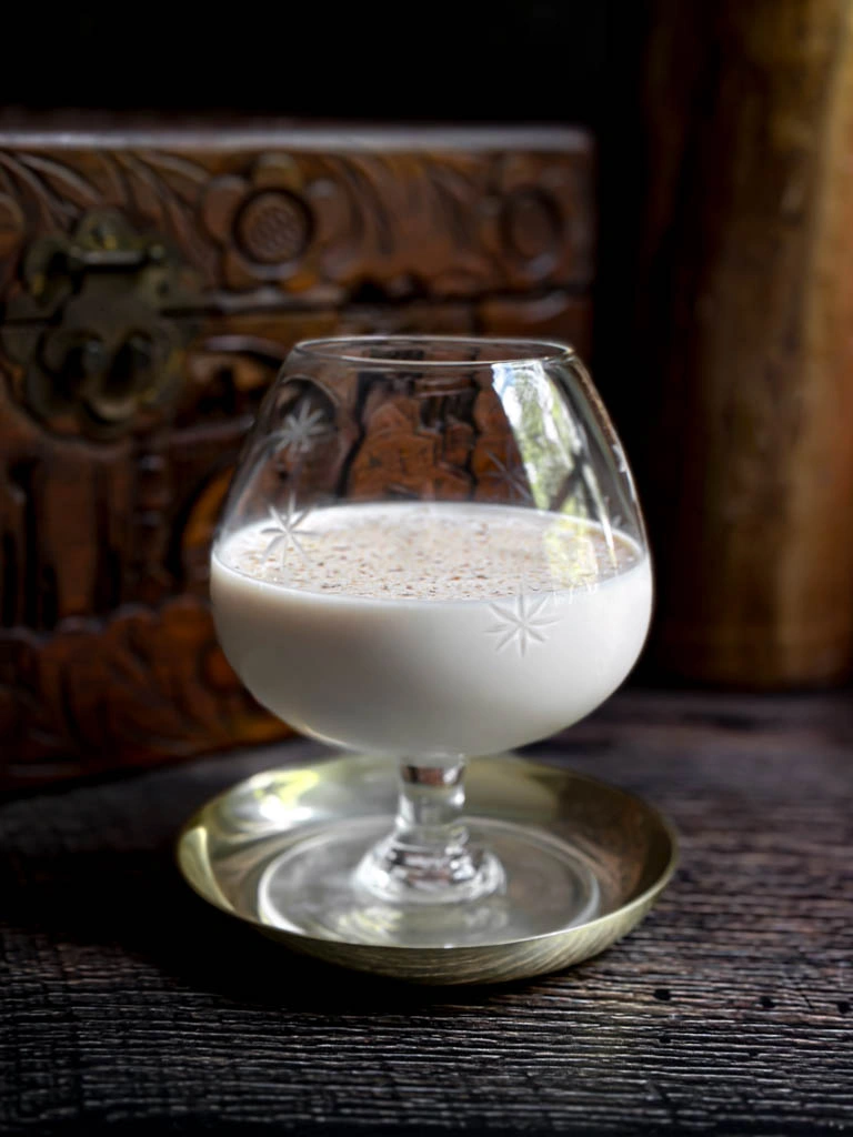 Sweet and Creamy Nuts and Berries Drink Recipe