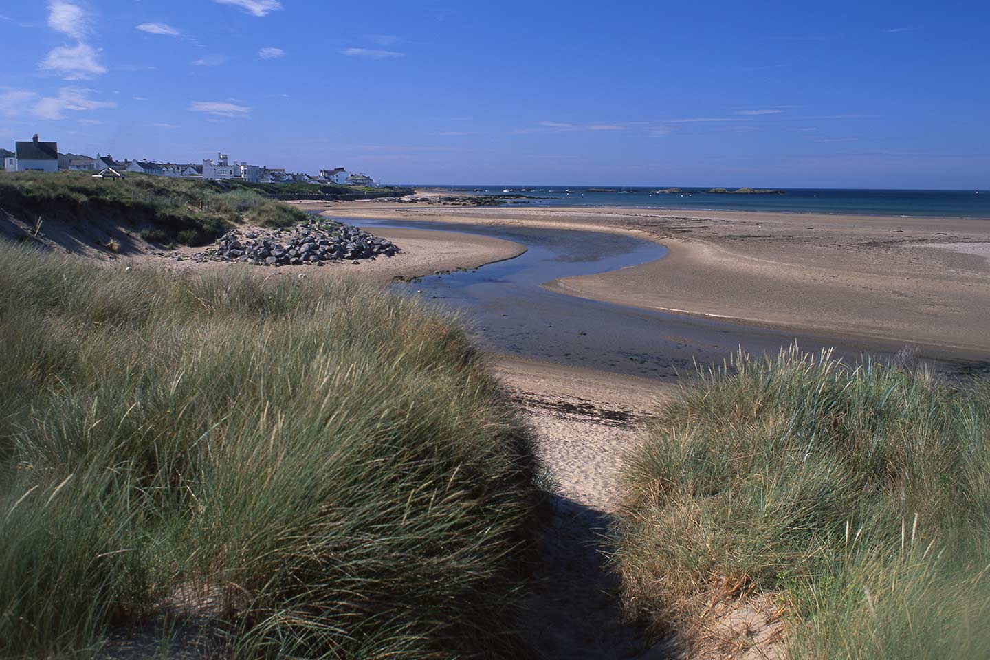 The Best Anglesey Beaches and Coast - DELVE INTO EUROPE