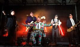 Top UK Madness Tribute Band - Mainly Madness
