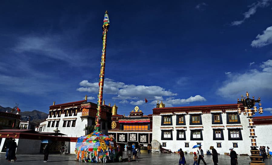 jokhang temple monastery