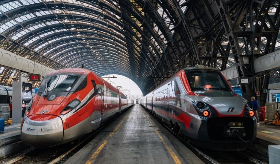 Train Travel From Venice Italy Venice Train Hi Res Stock Photography