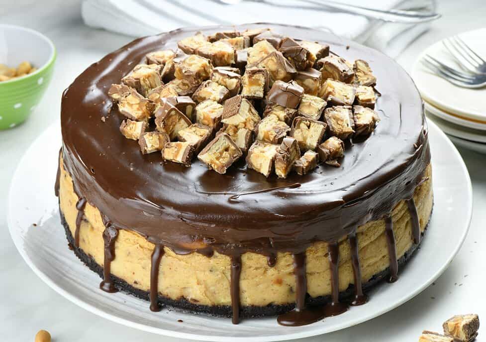 snickers cheesecake