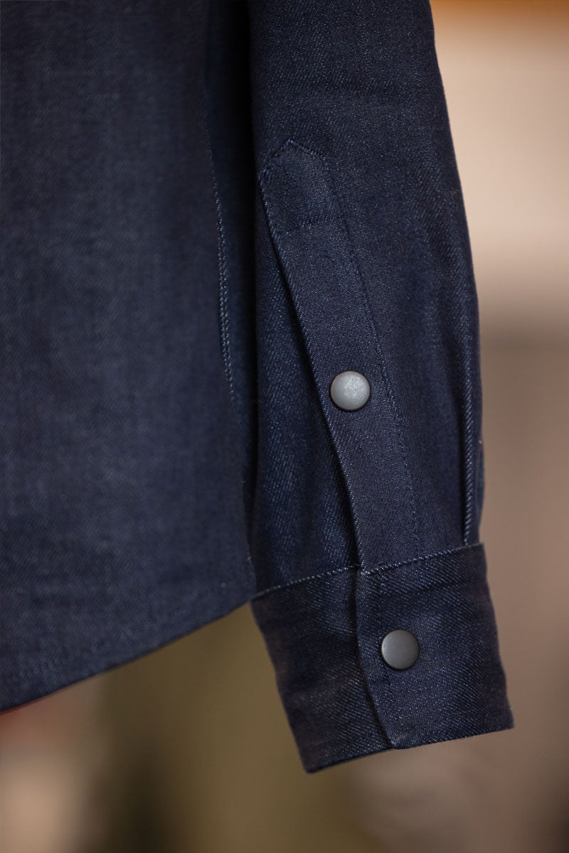 Iron Shirt - HebTroCo