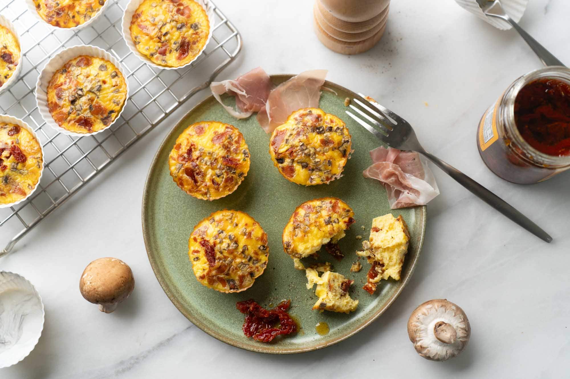 Egg Muffin Cups Recipe (Easy Meal Prep!) - Hungry Huy