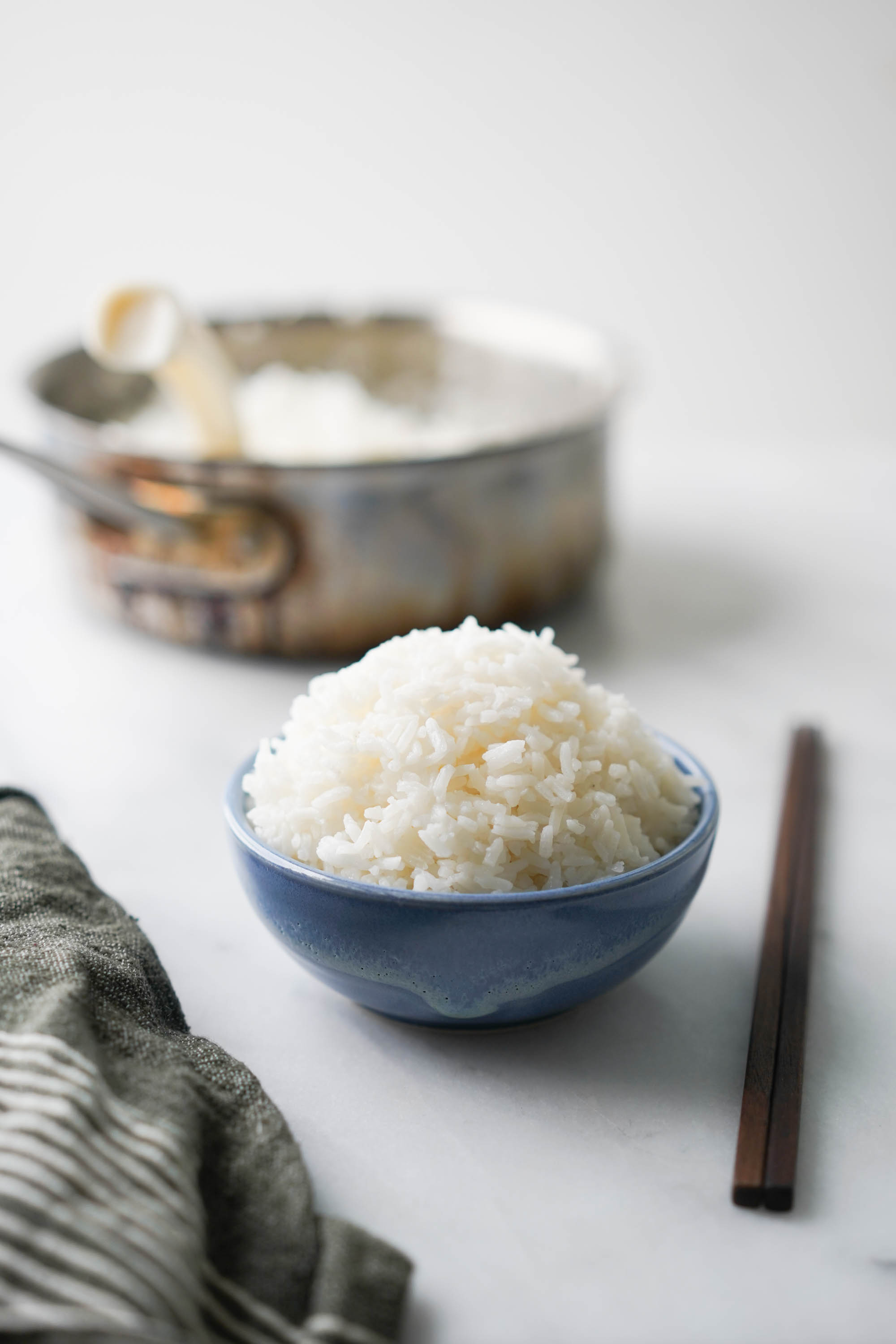 How to Cook Perfect, Fluffy Jasmine Rice - Hungry Huy