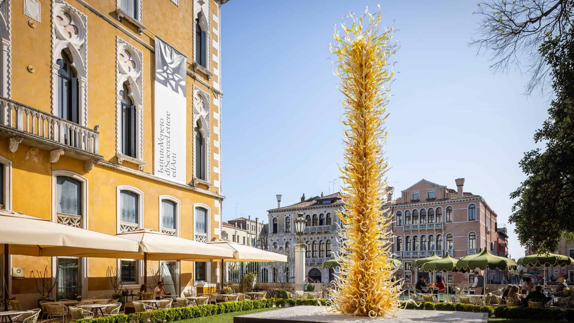 Chihuly Returns to Venice - Seattle magazine