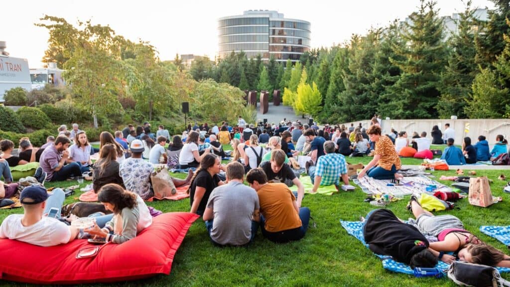 Seattle Art Museum Tees Up Summer - Seattle magazine