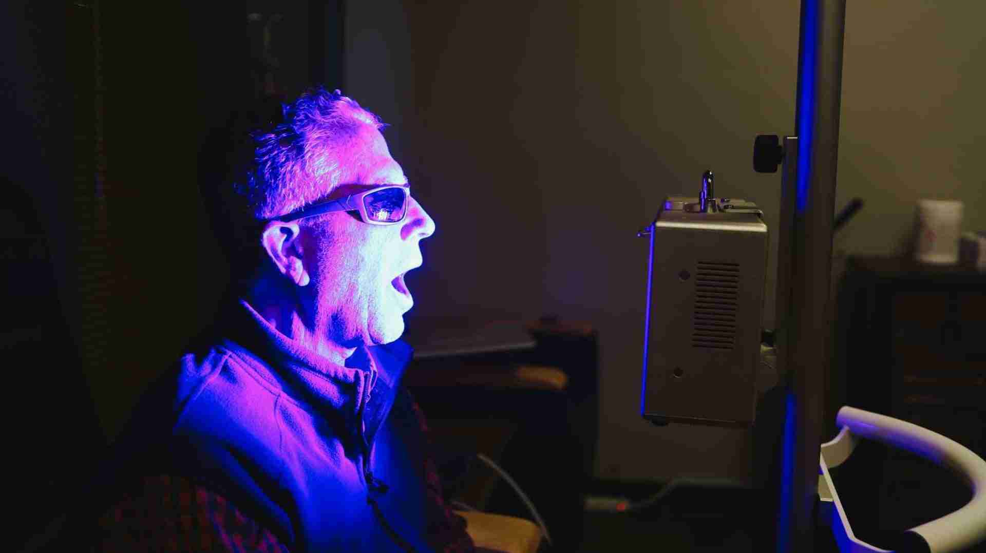 Fighting Cancer Naturally With Biophotonic (HALO) Treatment